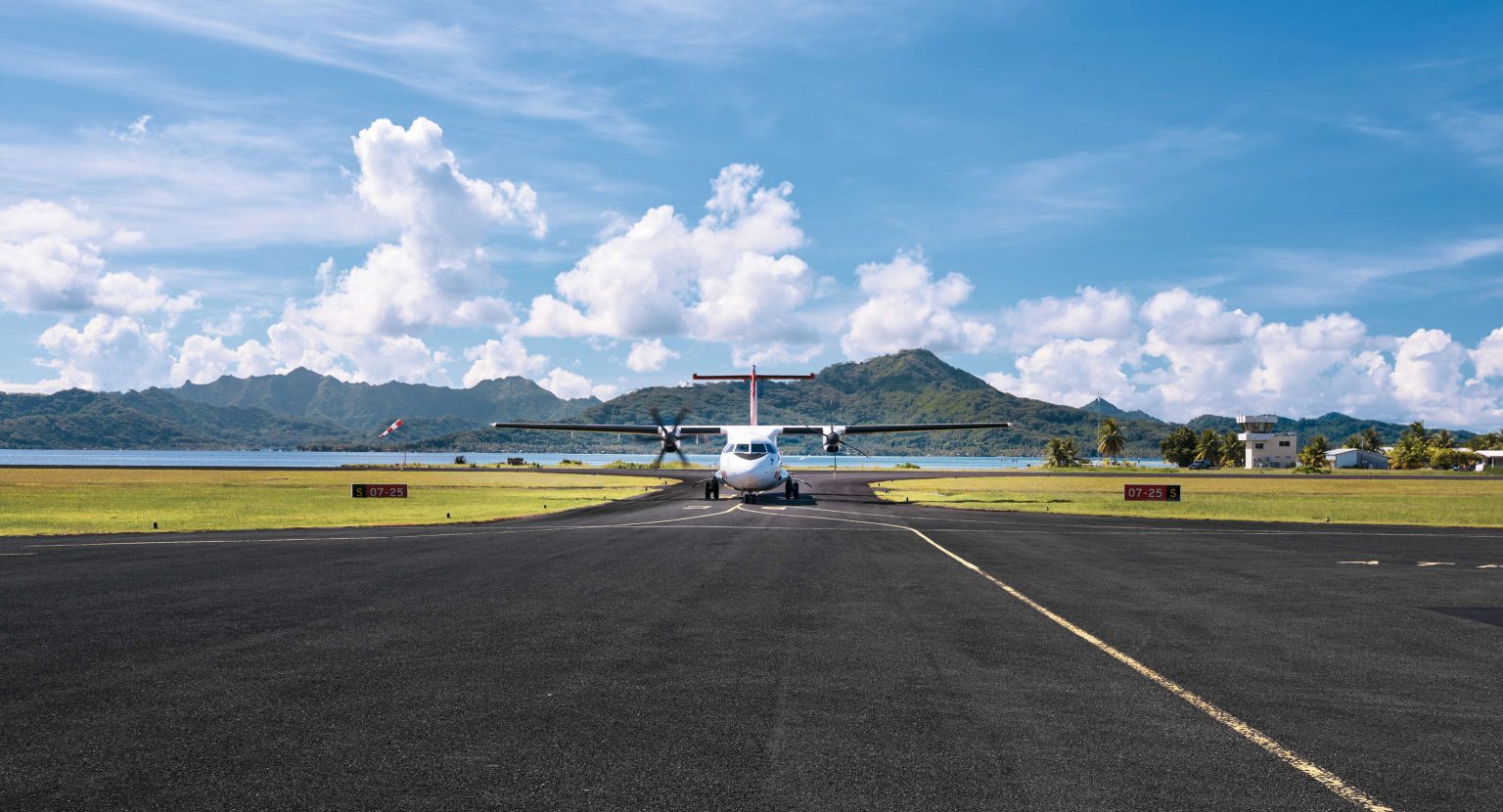 Se déplacer d'îles en îles, avions, bateaux, ferrys - Tahiti Tourisme